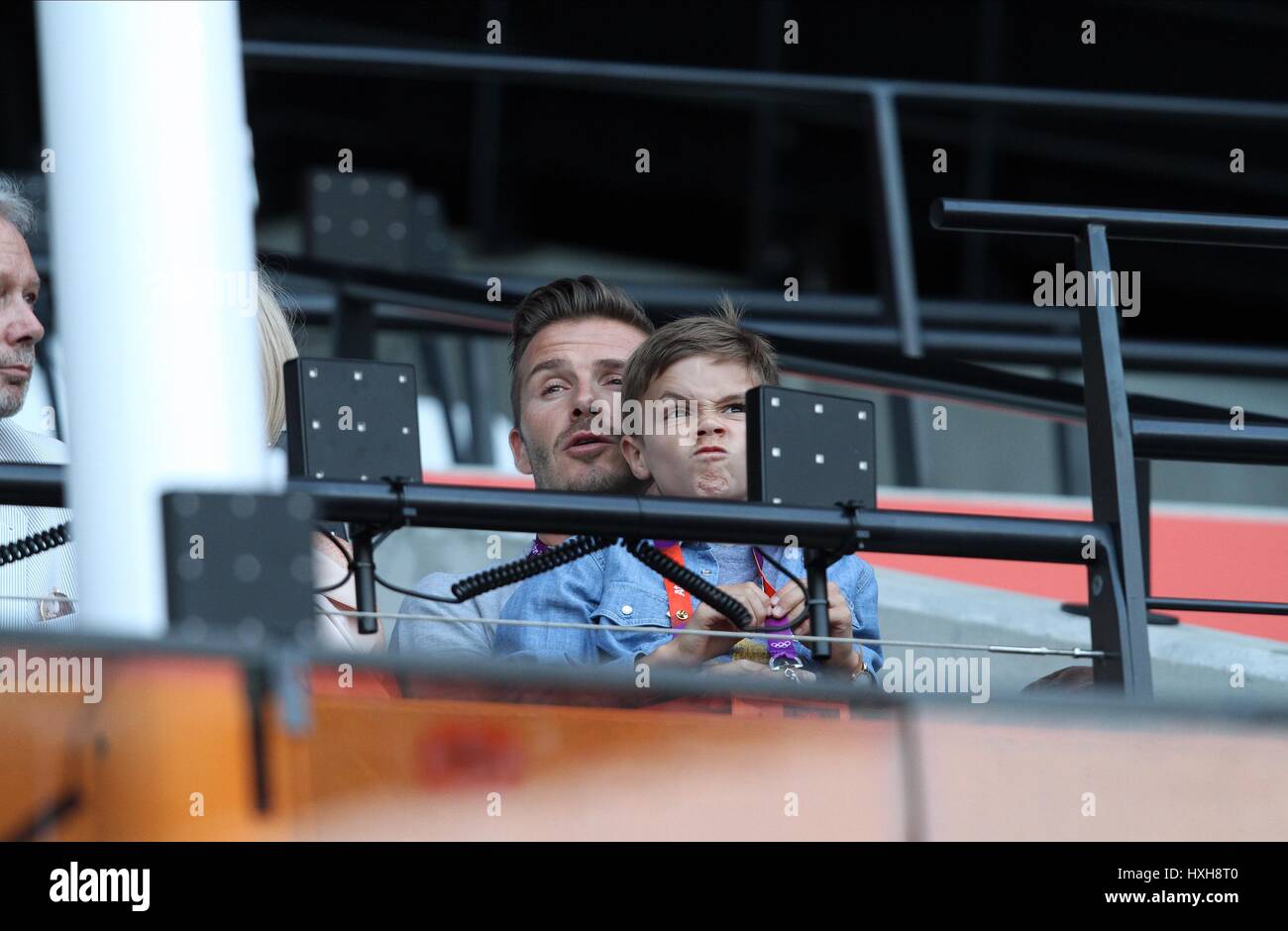 DAVID BECKHAM ROMEO BECKHAM FOOTBALLER SON FOOTBALLER & SON STRATFORD ...