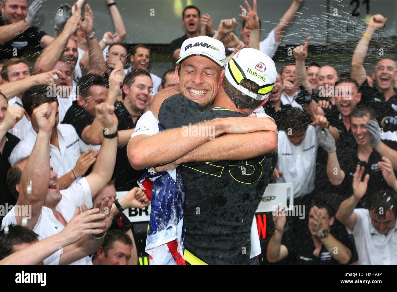 JENSON BUTTON BRAWN GP FORMULA 1 WORLD CHAMPIONSHIP SAO PAULO BRAZIL 18 ...