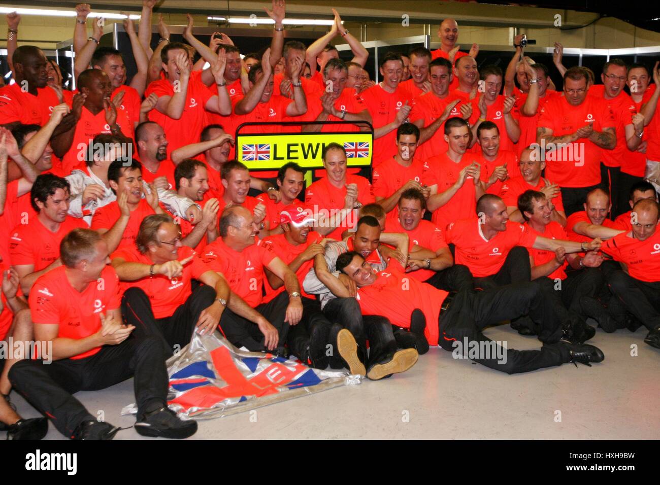 2008 brazilian grand prix interlagos hi-res stock photography and ...