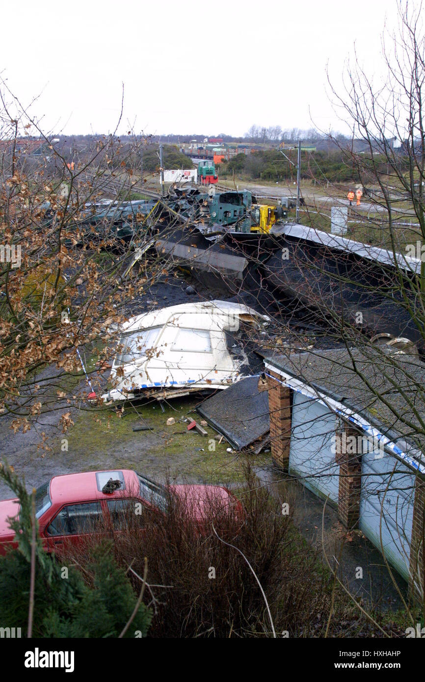 SCENE OF SELBY RAIL CRASH SELBY RAIL CRASH 28 February 2001 Stock Photo ...
