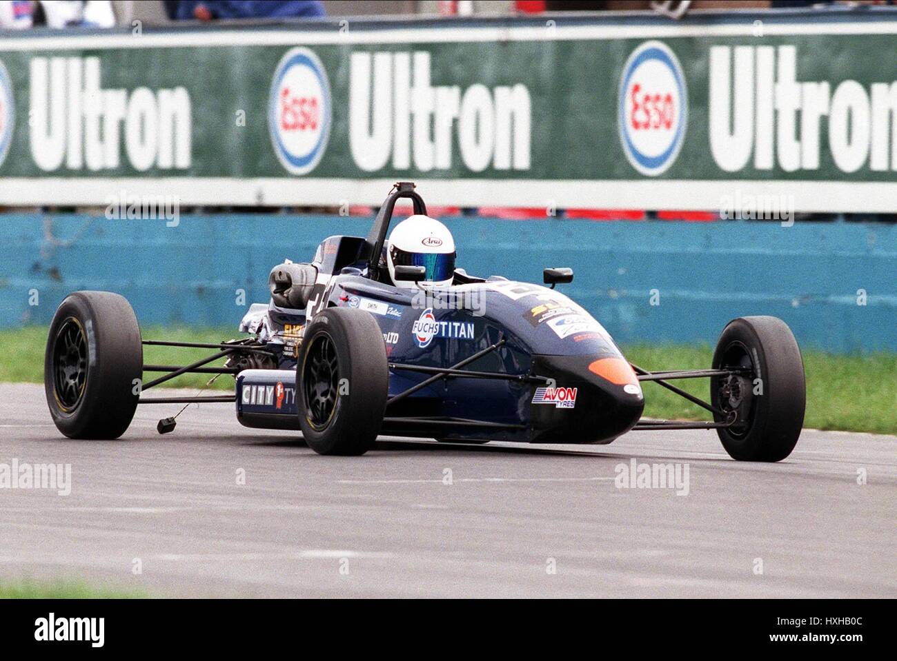 Oliver smith hi-res stock photography and images - Alamy