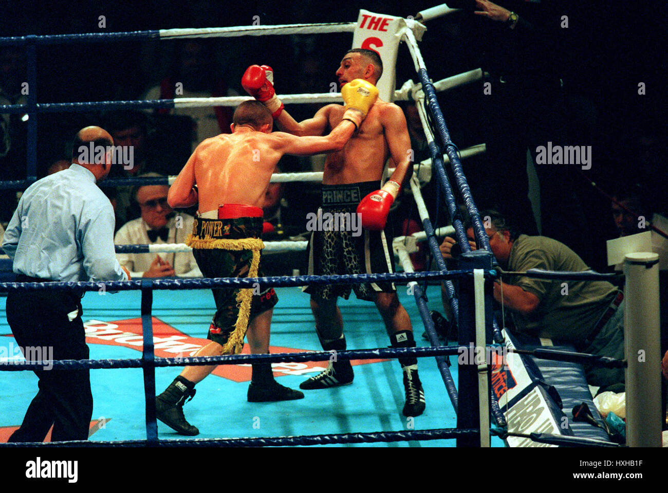 Boxing prince naseem hi-res stock photography and images - Alamy