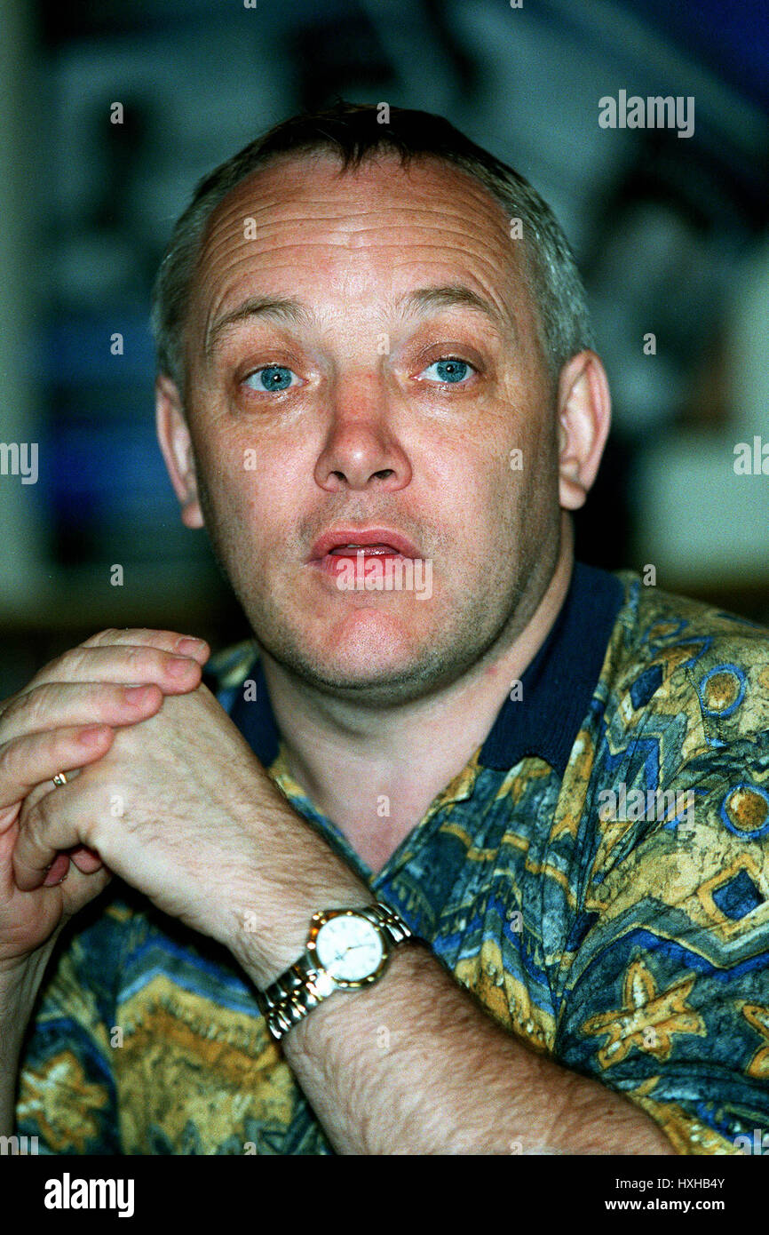 FRANK MALONEY BOXING MANAGER PROMOTER 07 August 1998 Stock Photo - Alamy