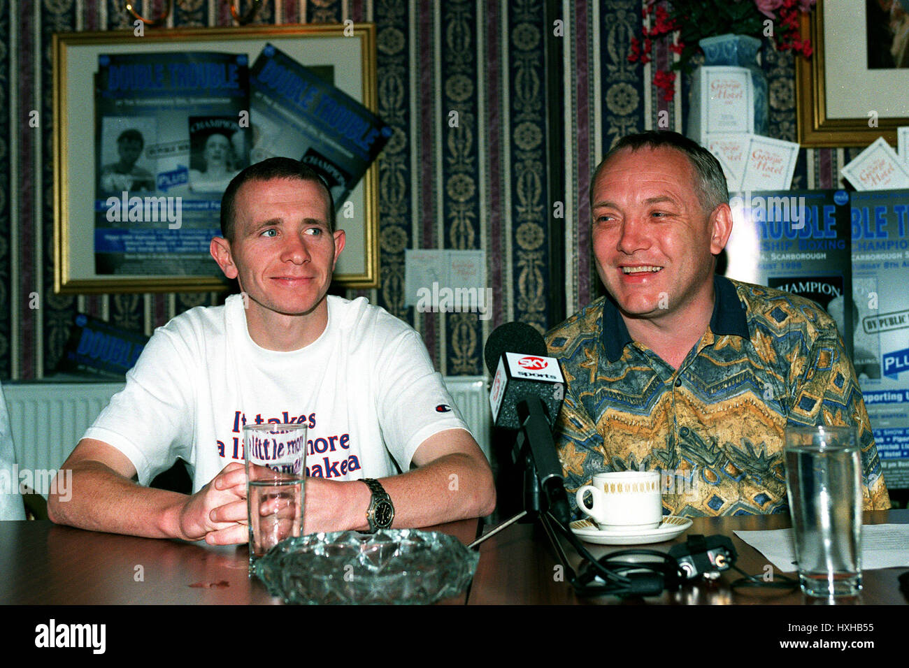 PAUL INGLE & FRANK MALONEY BOXER & MANAGER 07 August 1998 Stock Photo ...