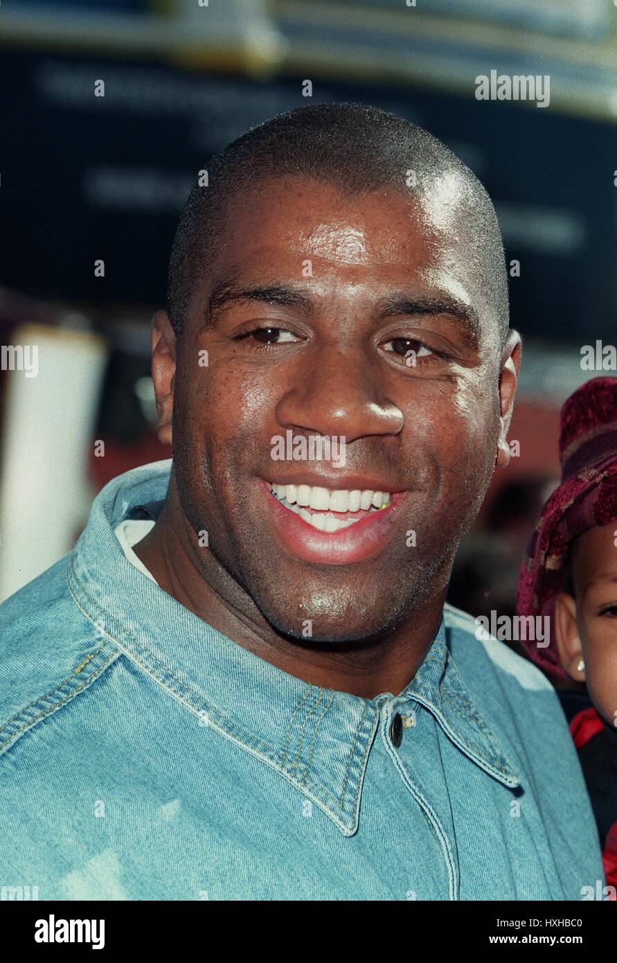 Magic johnson hi-res stock photography and images - Alamy