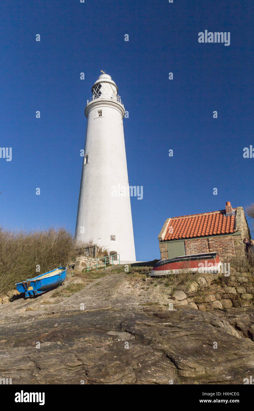 Lighthouse at St Mary's Island, Whitley Bay Stock Photo - Alamy