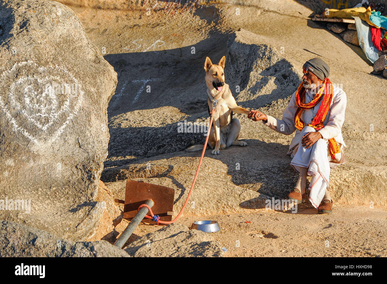 Mount abu hill station hi-res stock photography and images - Alamy
