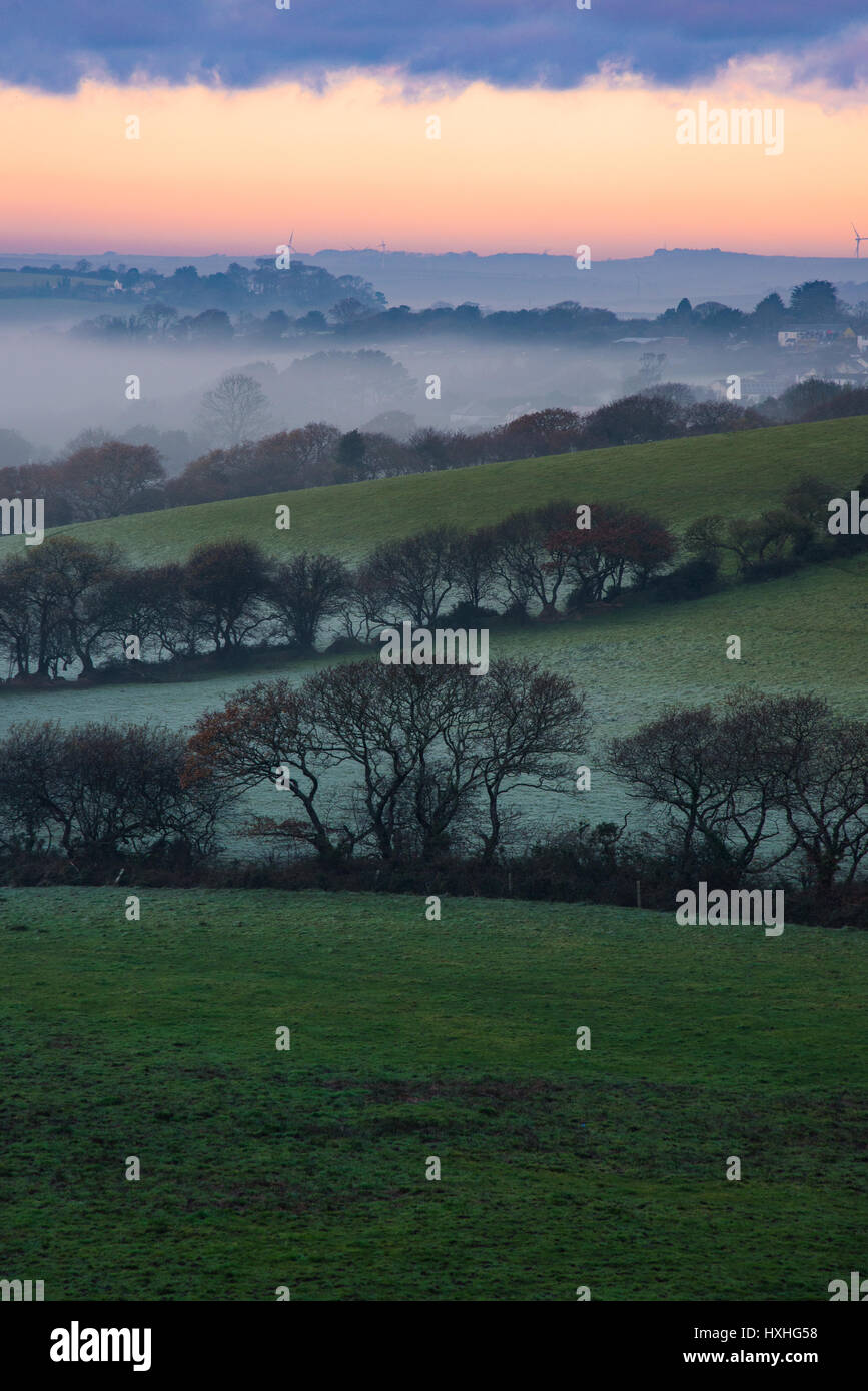Cornwall countryside hi-res stock photography and images - Alamy