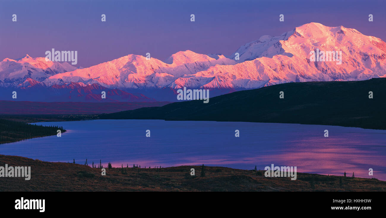 Denali mountain native hi-res stock photography and images - Alamy