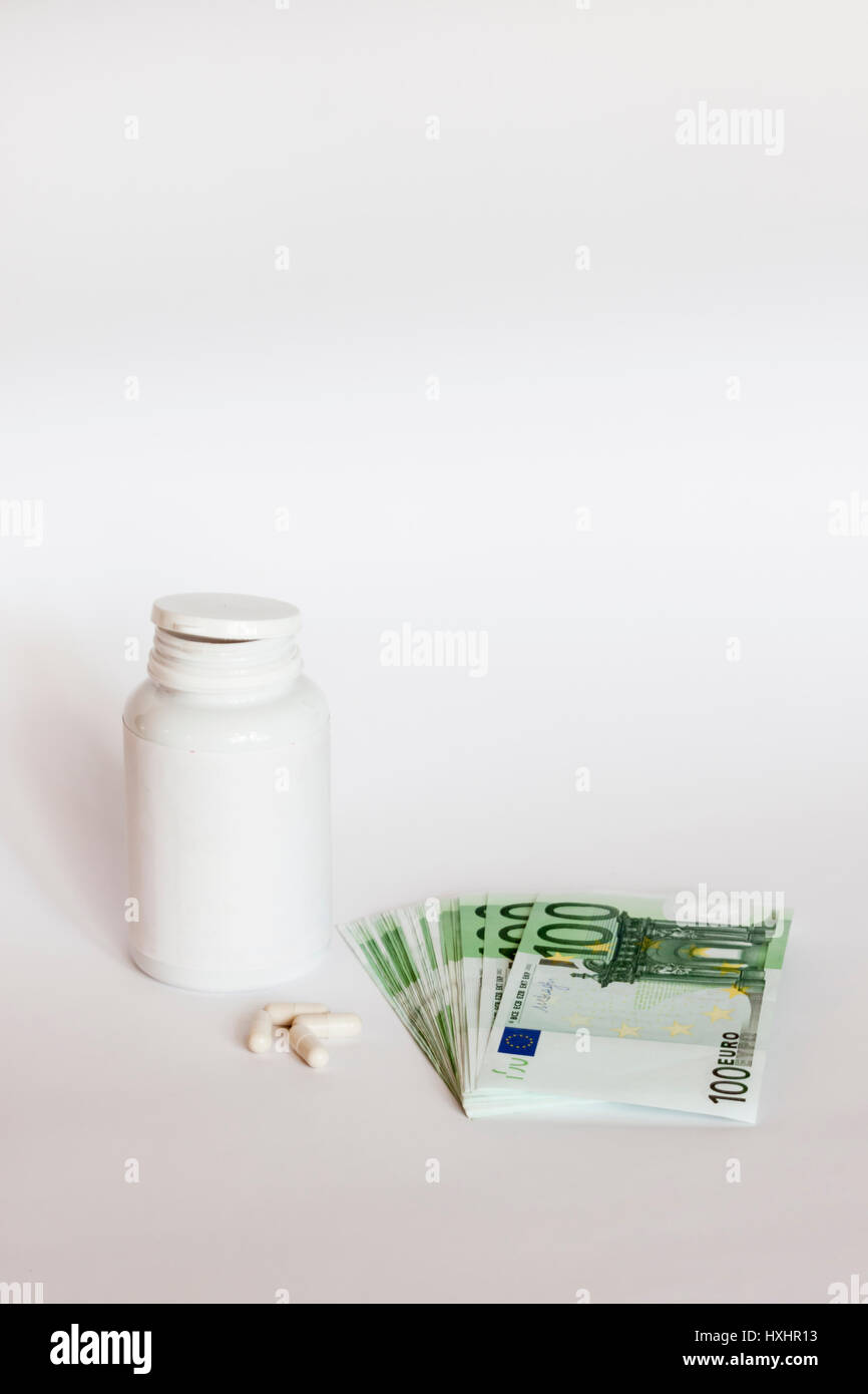 Money and drugs Stock Photo - Alamy