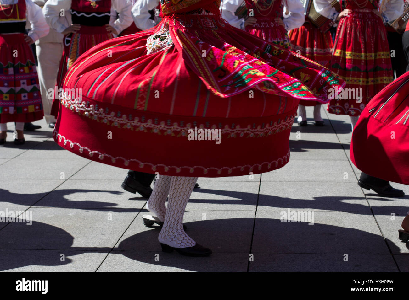 Traditional portuguese dancers Stock Photo - Alamy
