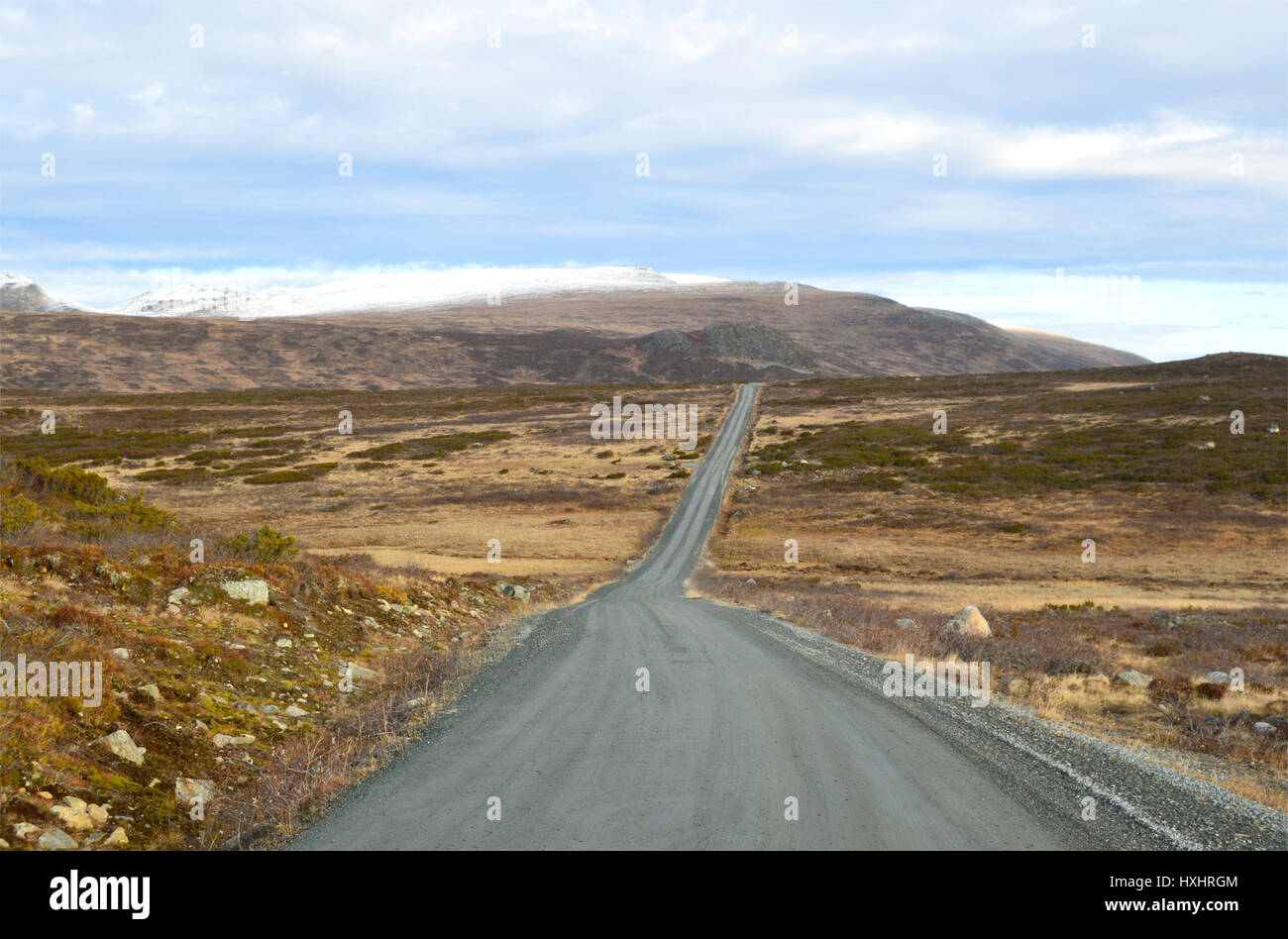 Distant mountains scenery hi-res stock photography and images - Alamy