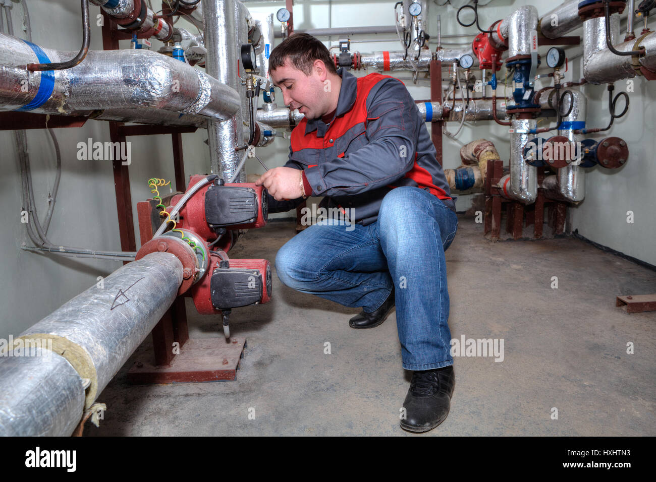 Thermal insulation engineer hi-res stock photography and images - Alamy