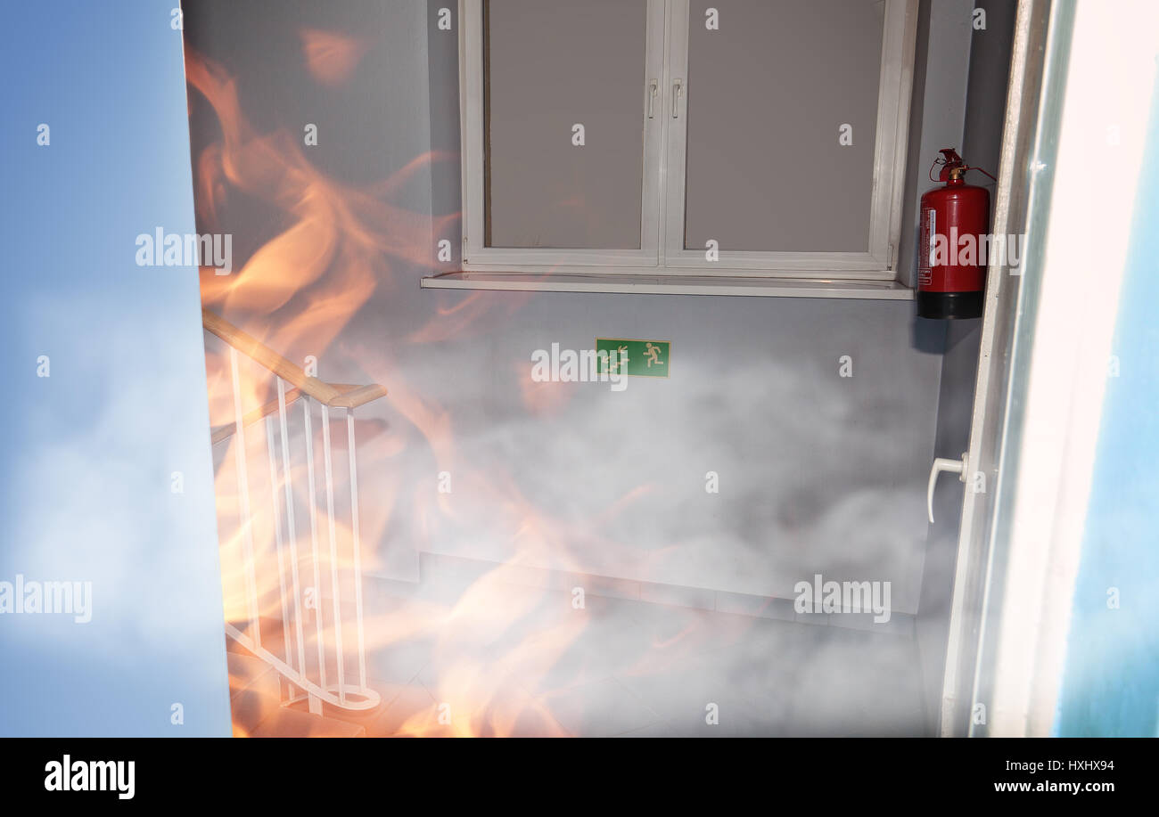 Large fire in the building Stock Photo - Alamy