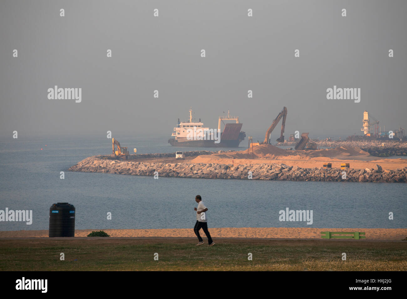 galle face green colombo sri lanka Stock Photo - Alamy