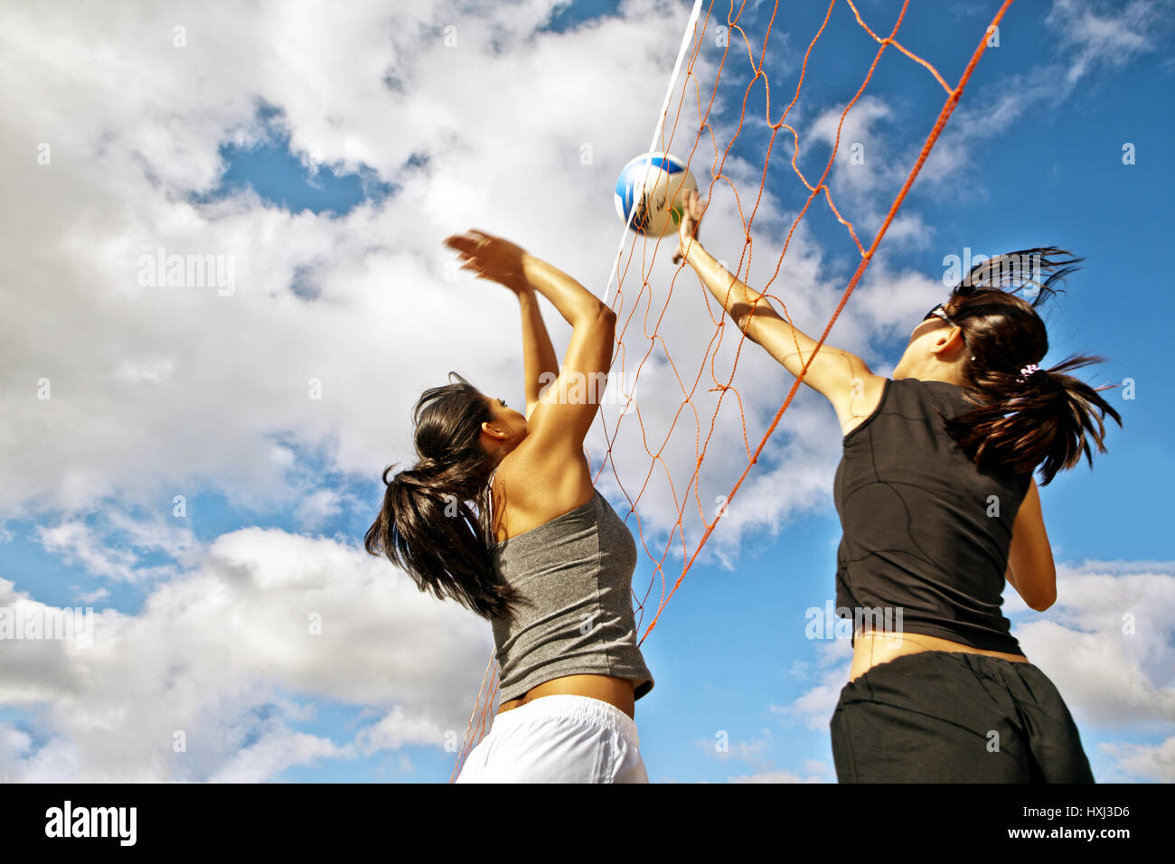 Playvolleyball hi-res stock photography and images - Alamy
