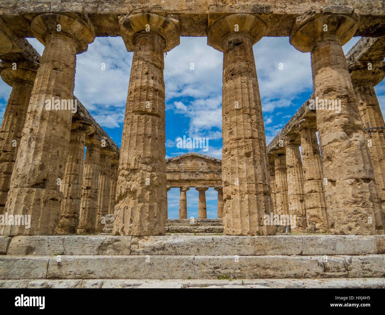 Paestum greek ruins hi-res stock photography and images - Alamy