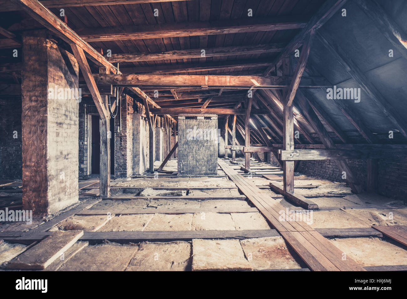 Flat roof loft hi-res stock photography and images - Alamy