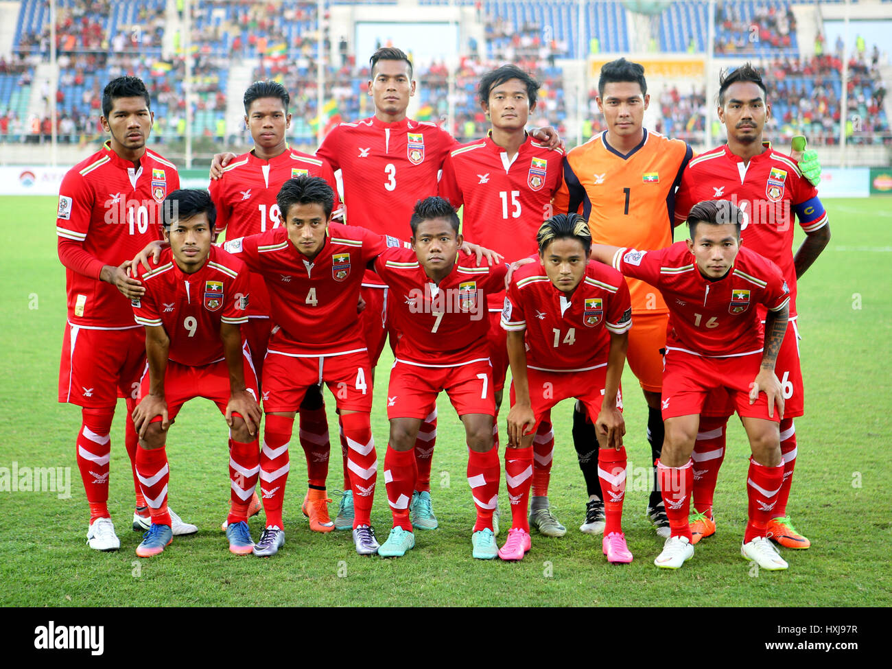 Yangon, Myanmar. 28th Mar, 2017. Starting players of Myanmar pose for ...