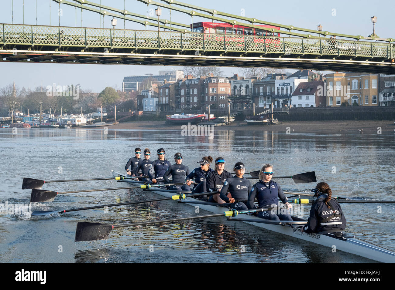 London, UK. 28th Mar, 2017. Oxford University Women's Boat Club on a ...