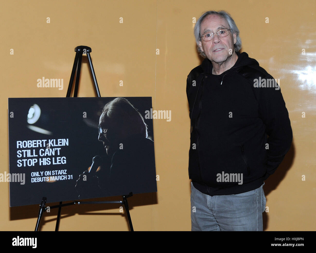 Actor robert klein hi-res stock photography and images - Alamy