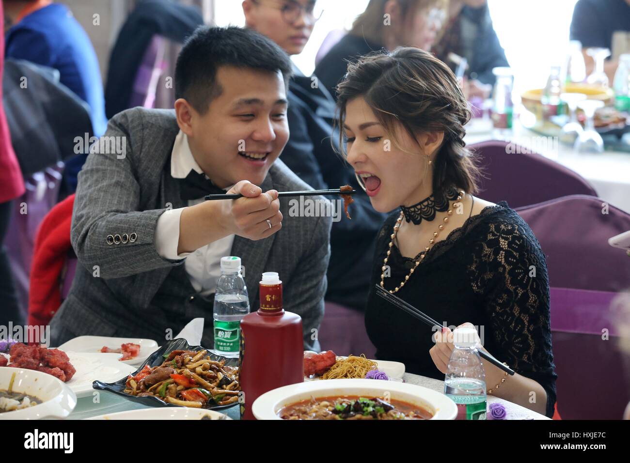 Russian girl chinese man hi-res stock photography and images - Alamy