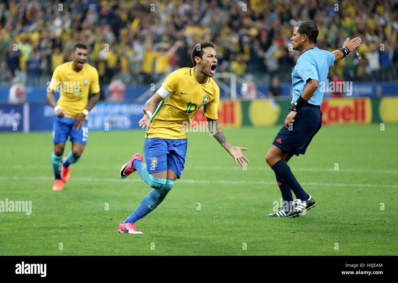 Brazil goal world cup qualifiers hi-res stock photography and images ...