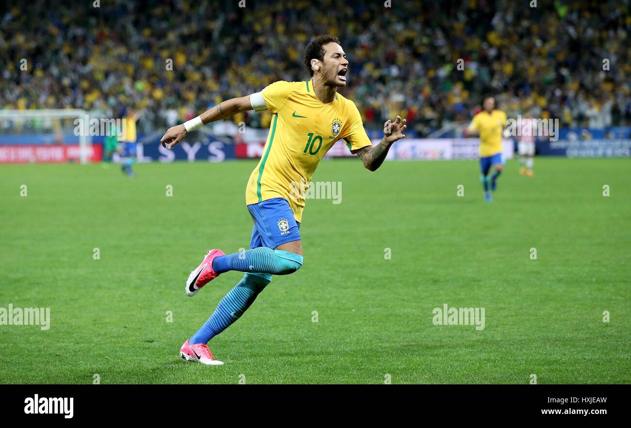 Brazil goal world cup qualifiers hi-res stock photography and images ...