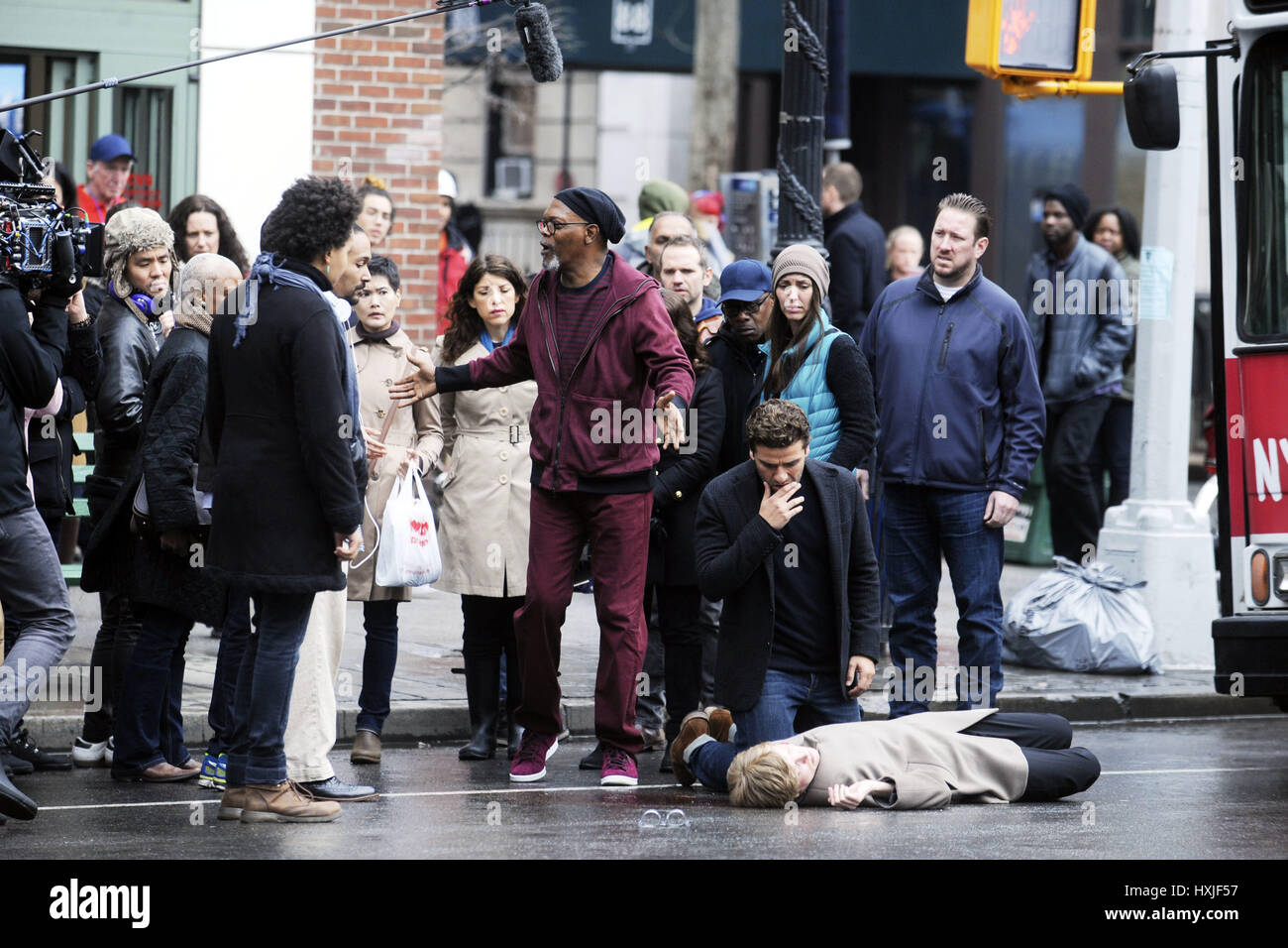 Samuel L. Jackson and Oscar Isaac filming Dan Fogelman's 'Life Itself ...
