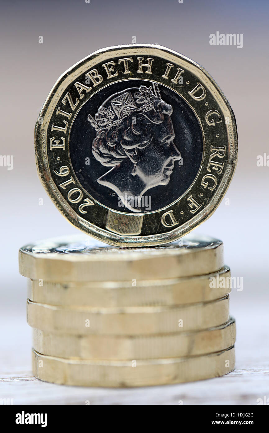 London, UK. 28th Mar, 2017. The new 12 twelve sided £1 one pound coin ...