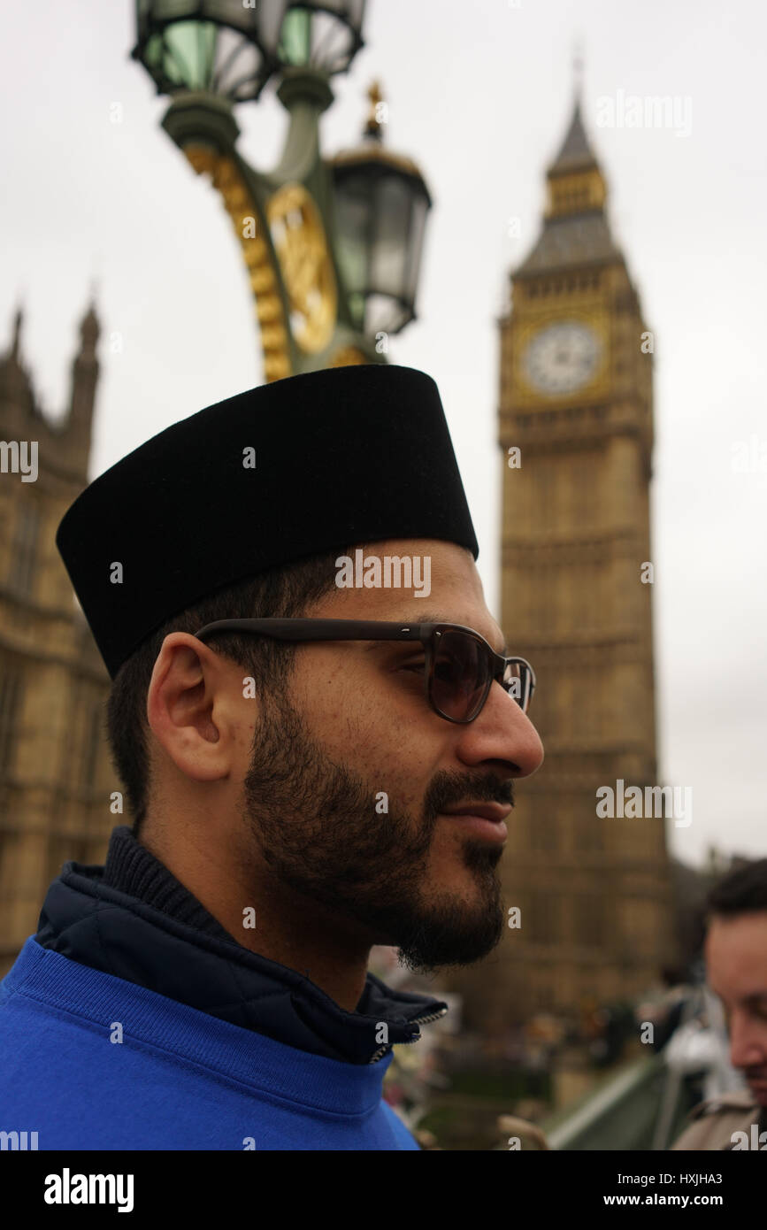 London, England, UK. 29th Mar, 2017. Muslim community in solidarity to ...