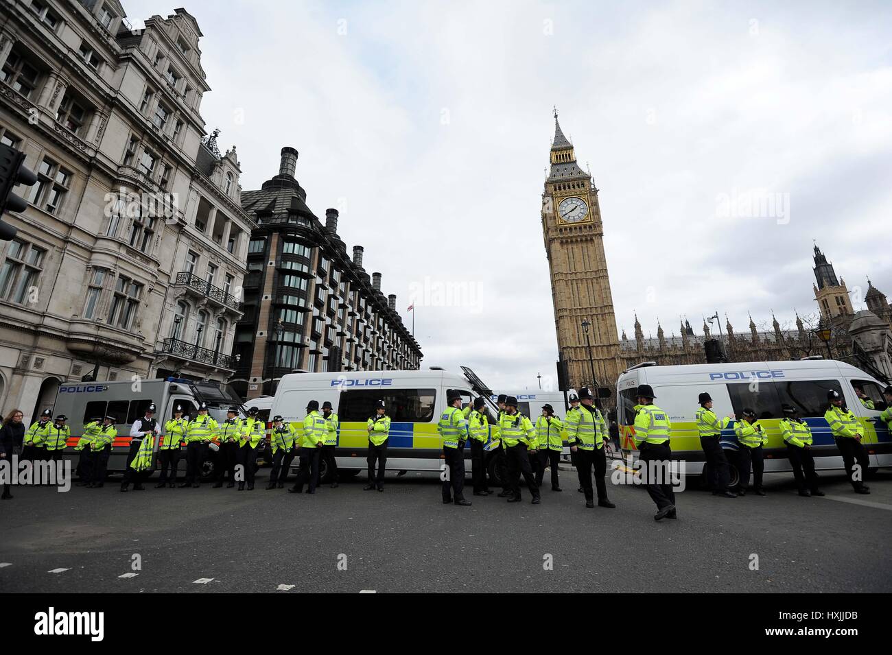 Memorial for victims of Westminster terrorist attack, London, UK ...