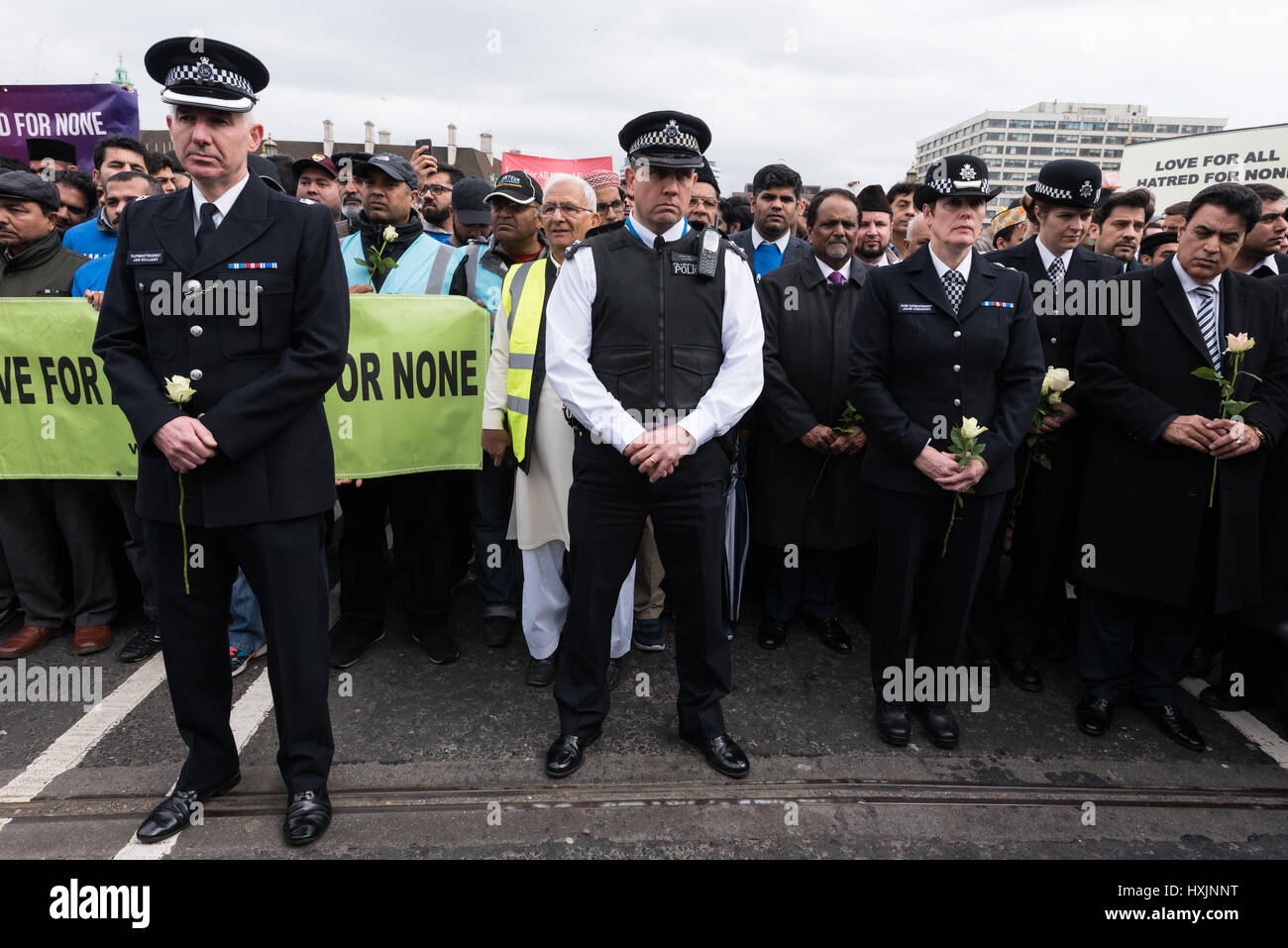 London, UK. 29th Mar, 2017. Police officers and members of muslim ...