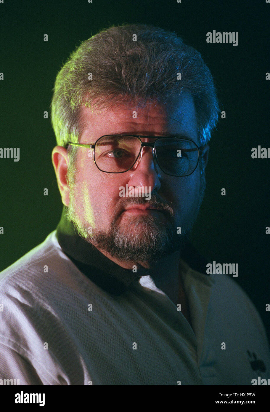 JERRY UMBERGER PRO DARTS WDC 13 January 1995 Stock Photo - Alamy
