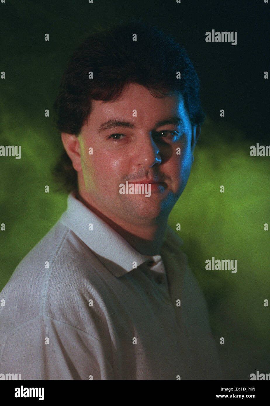 PETER EVISON PRO DARTS WDC 13 January 1995 Stock Photo - Alamy