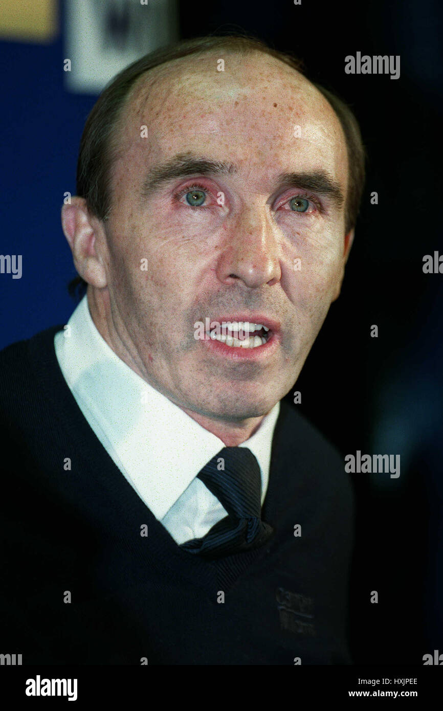 FRANK WILLIAMS WILLIAMS F1 TEAM 16 December 1993 Stock Photo - Alamy