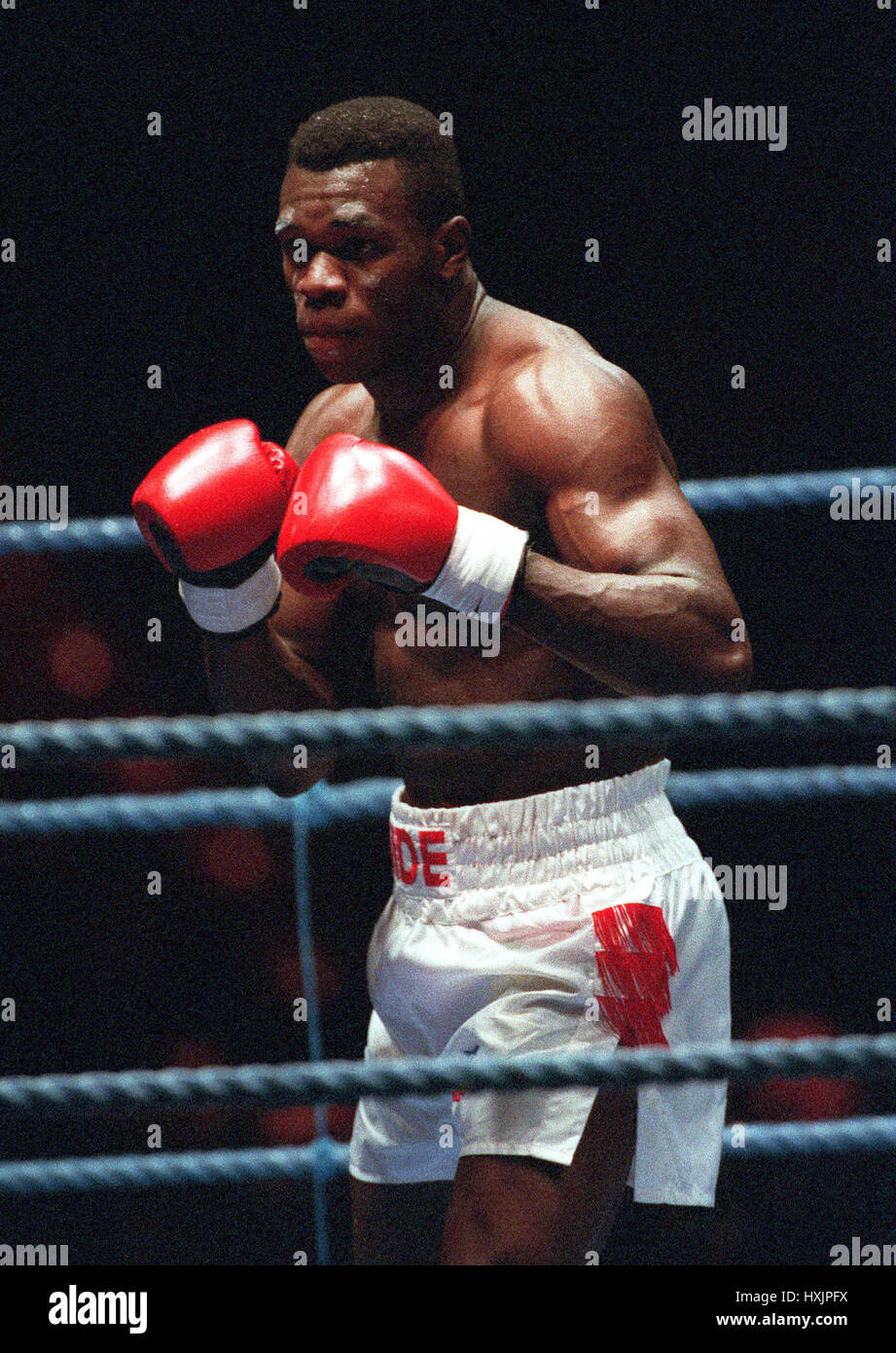 HERBIE HIDE HEAVYWEIGHT BOXER 21 December 1992 Stock Photo - Alamy
