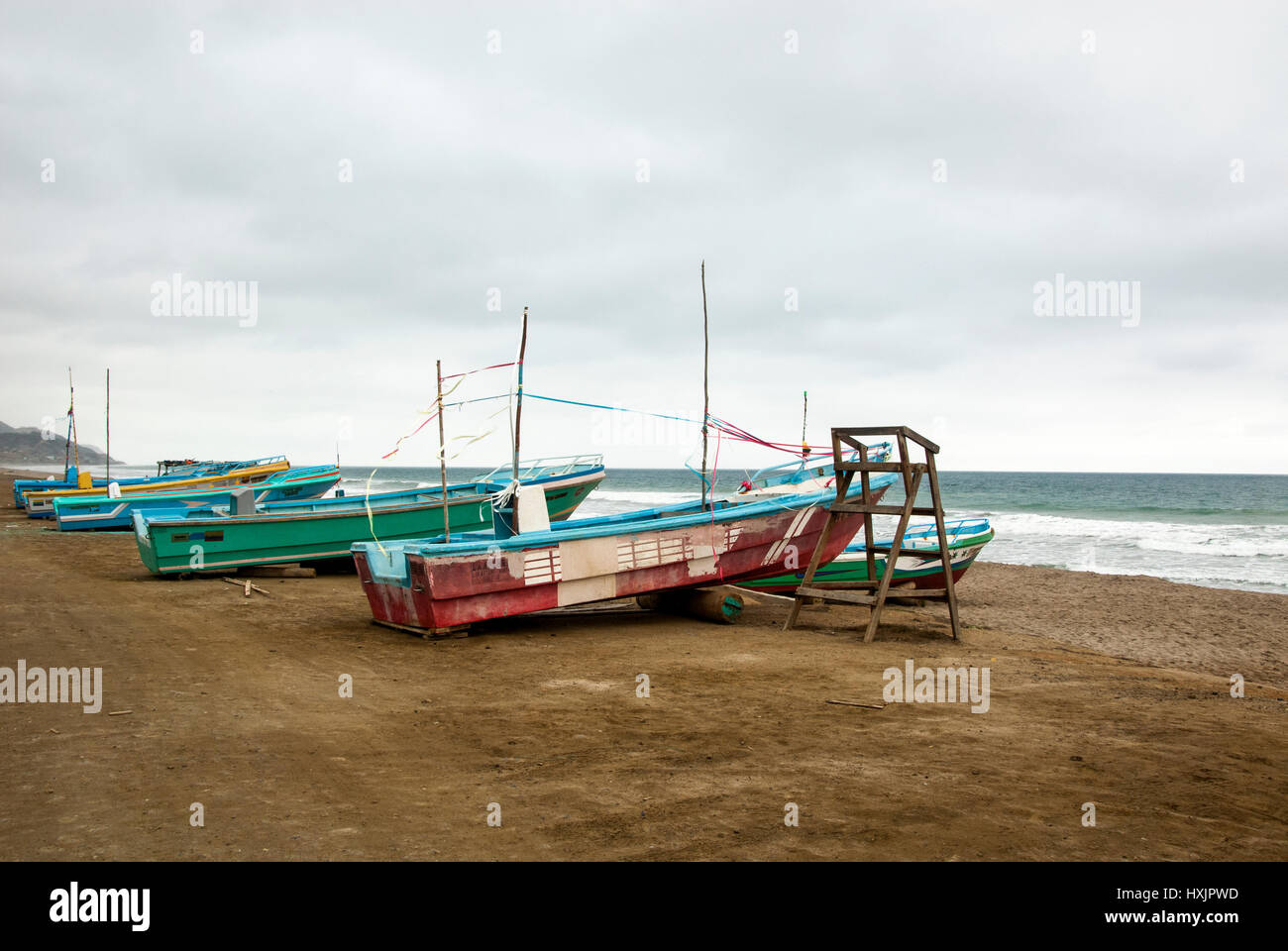 Manta ecuador beach hi-res stock photography and images - Alamy