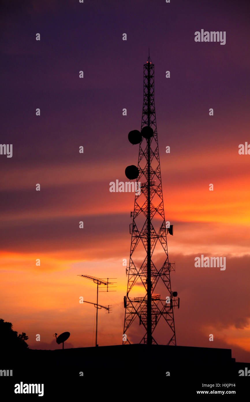 Antenna television hi-res stock photography and images - Alamy