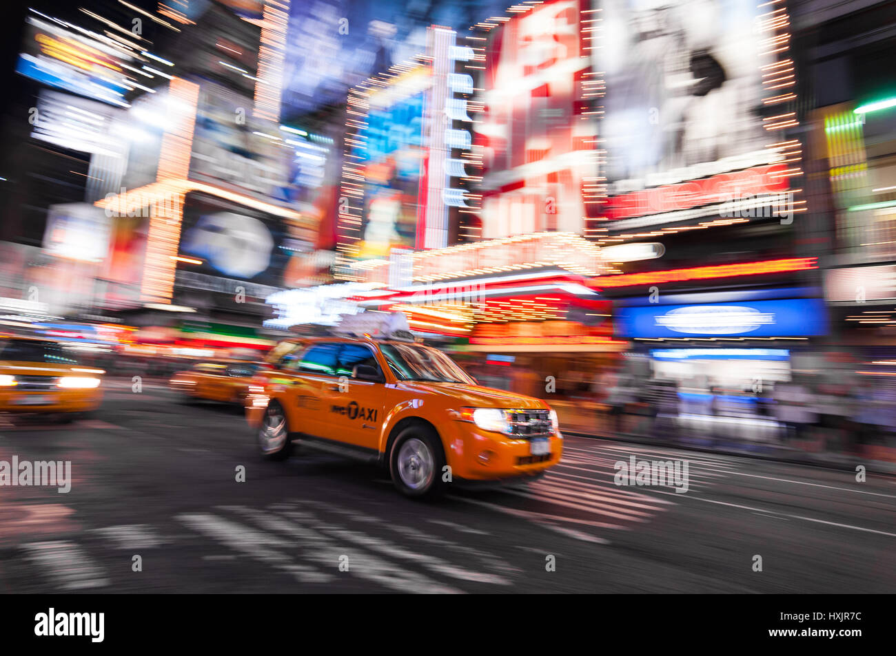 Times square new york car hi-res stock photography and images - Alamy