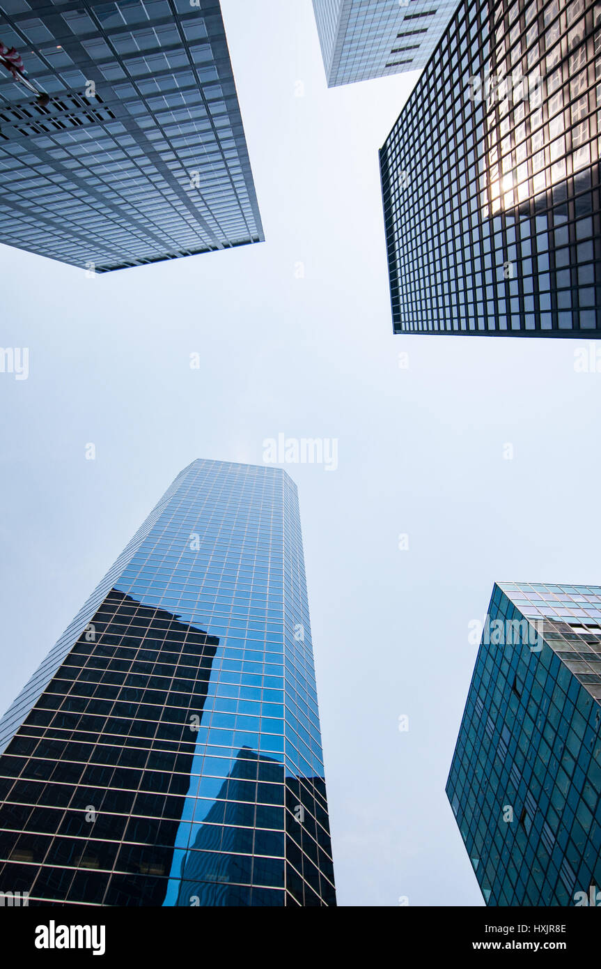 New york skyscrapers looking up hi-res stock photography and images - Alamy