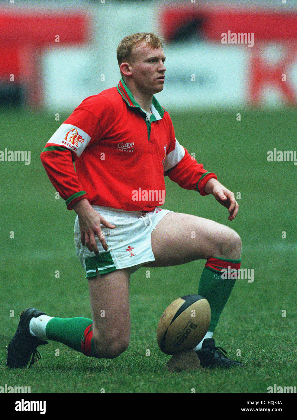 Neil jenkins rugby hi-res stock photography and images - Alamy
