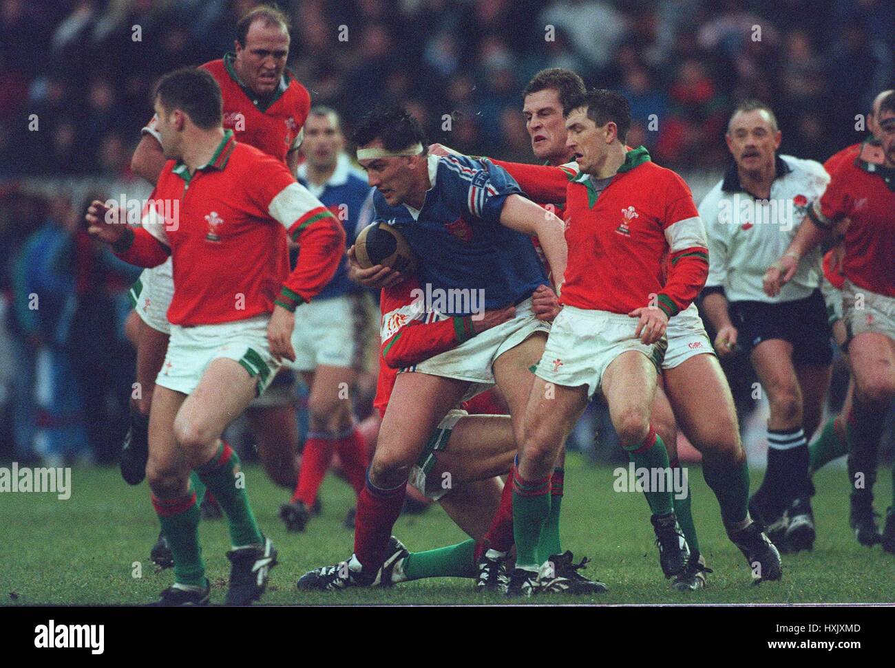 OLIVIER ROUMAT & ROB JONES FRANCE V WALES 21 January 1995 Stock Photo ...