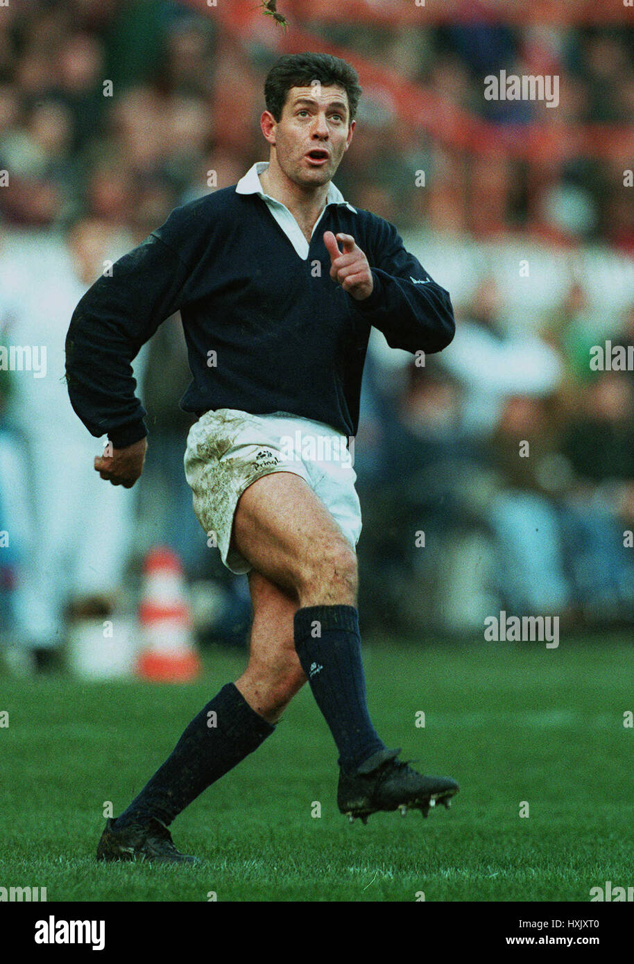 GAVIN HASTINGS SCOTLAND & WATSONIANS RU 22 February 1995 Stock Photo ...