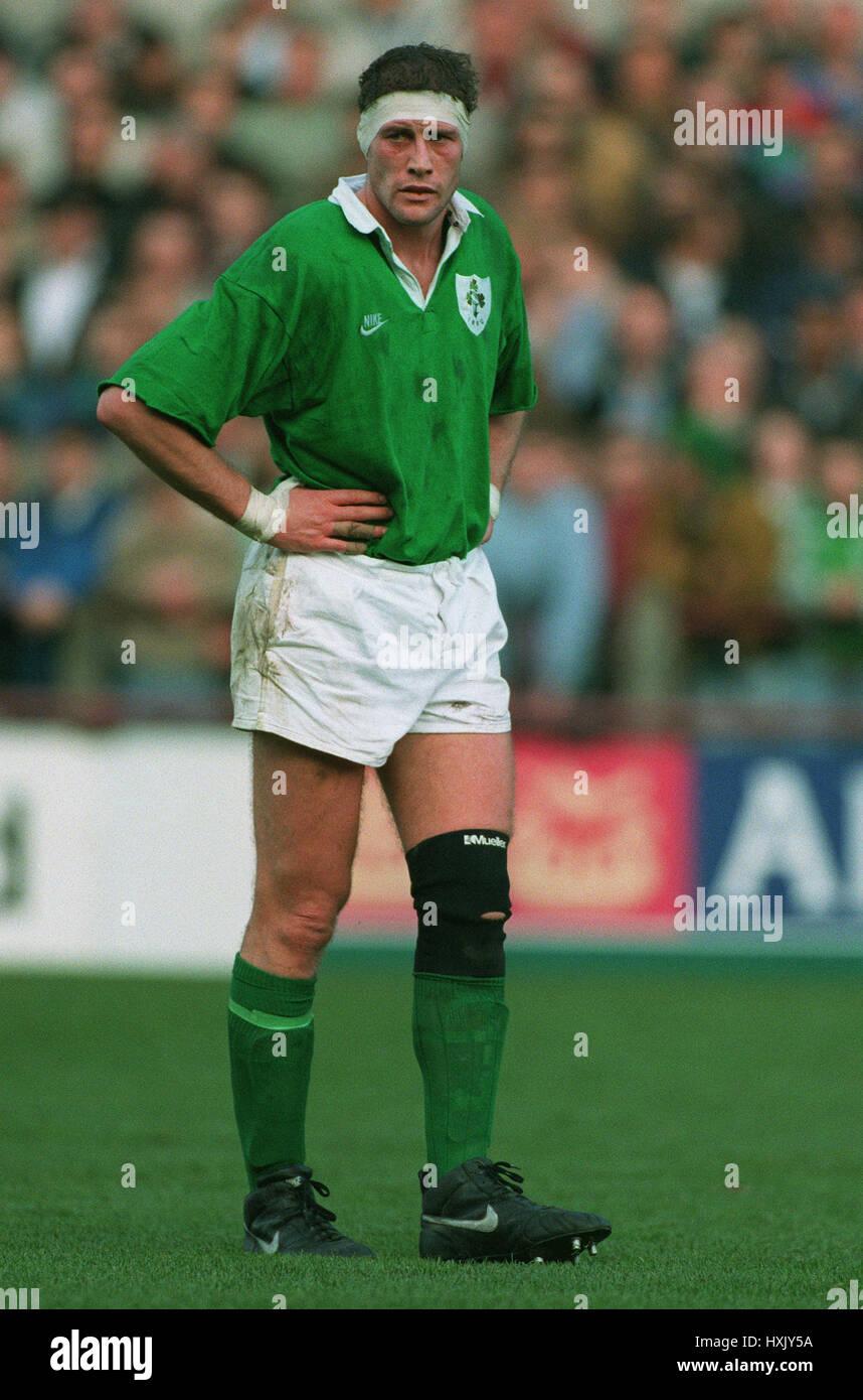 PATRICK JOHNS IRELAND & DUNGANNON RU 09 November 1994 Stock Photo - Alamy