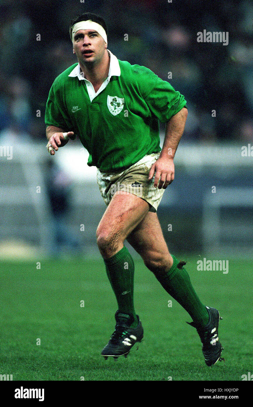 Sundays well hi-res stock photography and images - Alamy