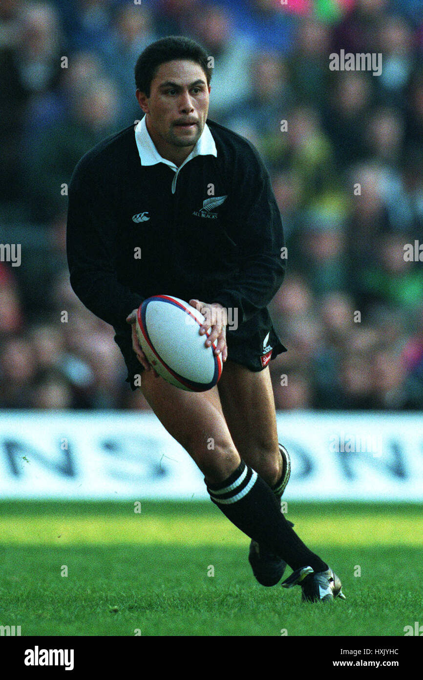 JOHN TIMU NEW ZEALAND RU 29 November 1993 Stock Photo - Alamy