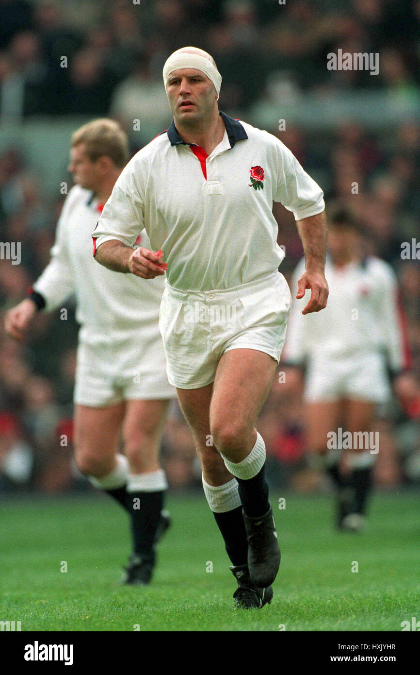 NIGEL REDMAN ENGLAND & BATH RU 29 November 1993 Stock Photo - Alamy