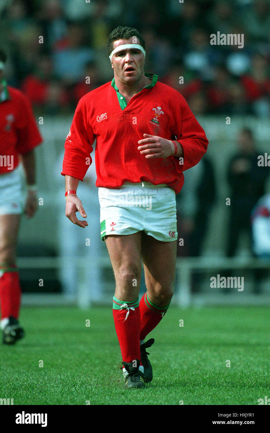 MARK PEREGO WALES RUGBY UNION 01 April 1993 Stock Photo - Alamy