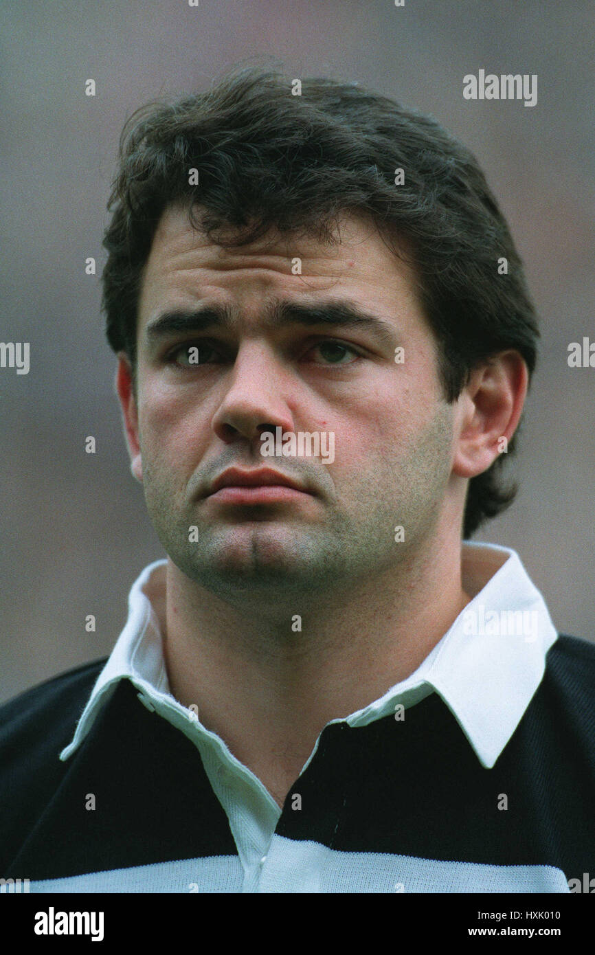 WILL CARLING BARBARIANS RU 07 December 1992 Stock Photo - Alamy